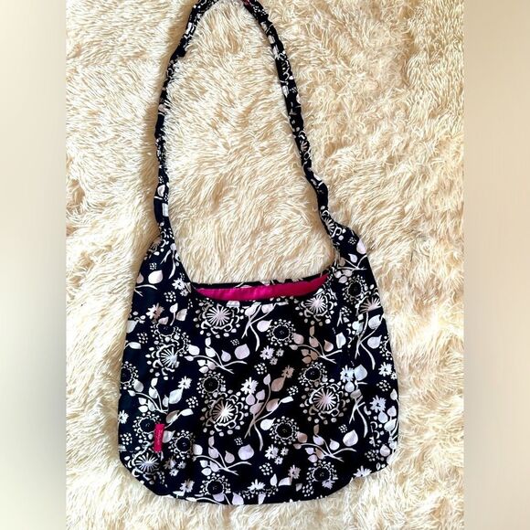 thirty-one | Bags | Thirtyone Messenger Bag Black White Floral | Poshmark